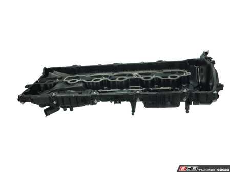 URO - 11127645173 - B58 Valve Cover