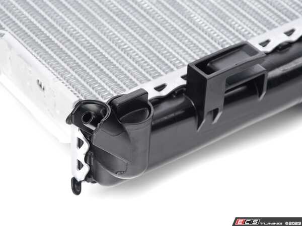 Genuine Mercedes Benz - 9075001200 - COOLANT RADIATOR
