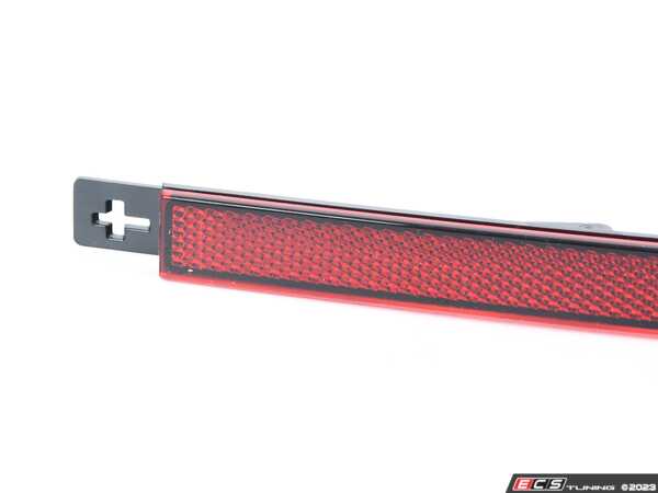 Genuine Volkswagen Audi - 3CN945103A - REFLECTOR (3CN 945 103 A)