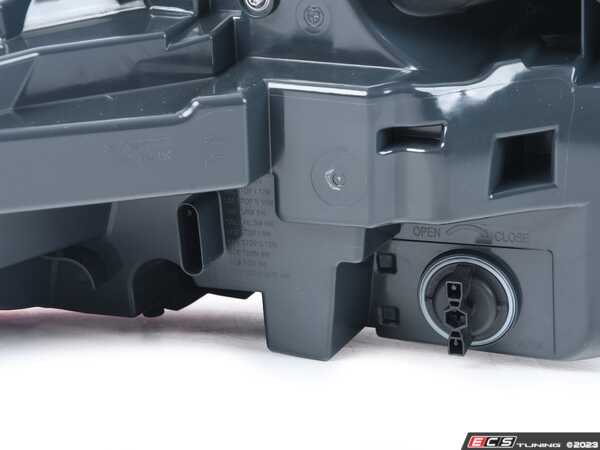 Genuine BMW - 63219491592 - TAIL LIGHT, LED, RIGHT (63-21-9-491-592)