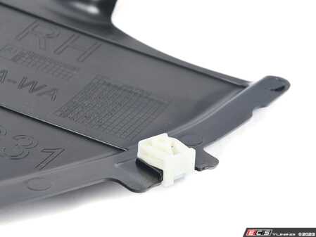 Genuine BMW - 51757478704 - COVER, BOTTOM RIGHT (51-75-7-478-704)