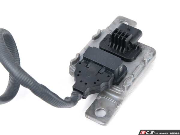 Genuine Volkswagen Audi - 04L907807CJ - SENSOR (04L 907 807 CJ)