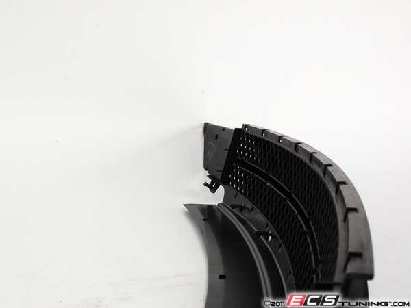 Genuine BMW - 51117158831 - lower front bumper grille (51-11-7-158-831)