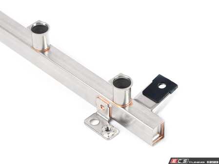 Genuine BMW - 13537534743 - Fuel Injector Rail (13-53-7-534-743)