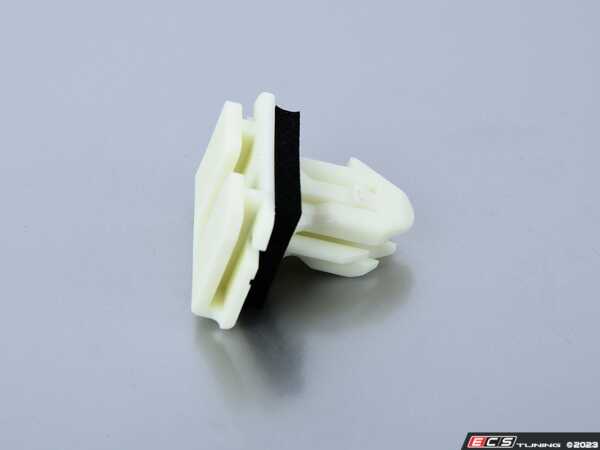 Genuine BMW - 51217457388 - CLIP WITH SEALING WA (51-21-7-457-388)