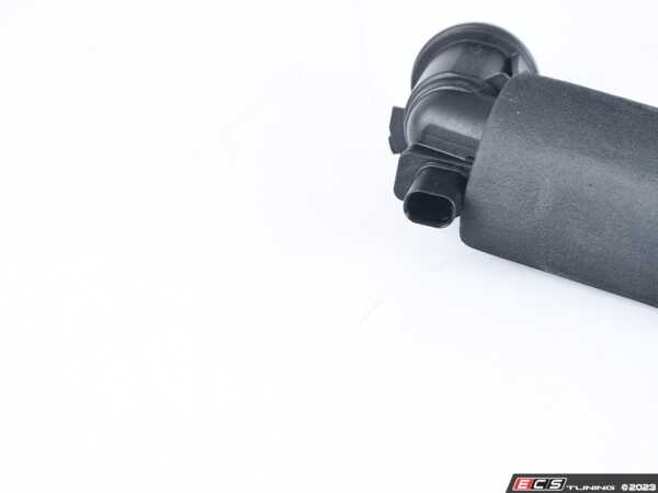 Genuine BMW - 11157613889 - Engine Ventilation Line - Heated (11-15-7 ...
