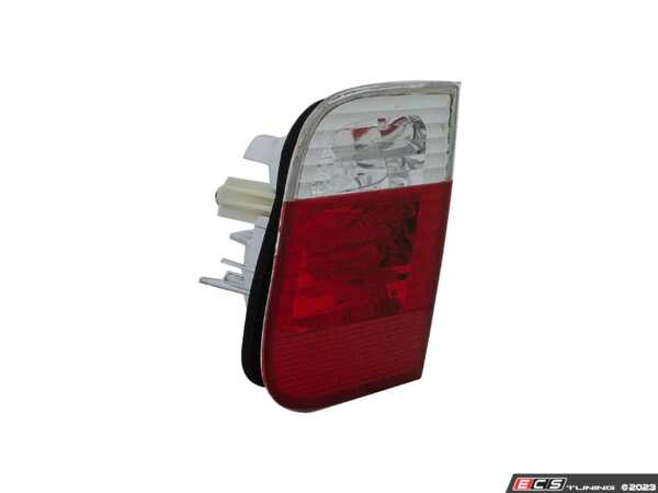 EagleEyes - 63216910538 - European Trunk Lid Tail Light - Right