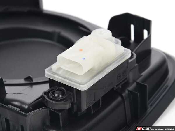Genuine BMW - 51177358843 - COVER HOUSING CHARGI (51-17-7-358-843)