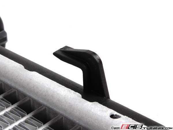 Genuine BMW - 17119071518 - Radiator (17-11-9-071-518)