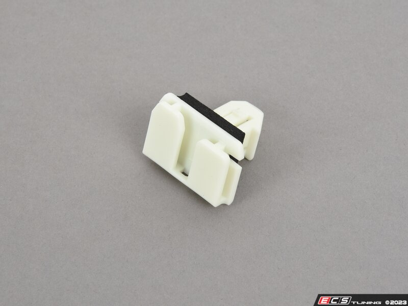 Genuine BMW - 51217457387 - CLIP WITH SEALING WA (51-21-7-457-387)
