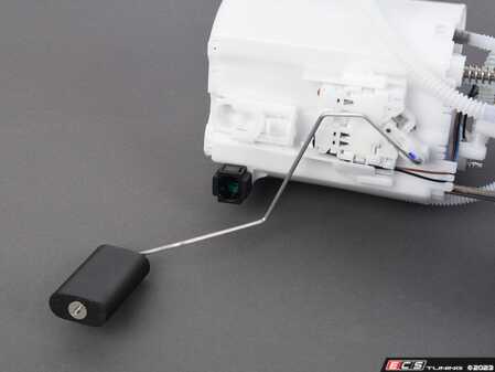 Genuine Volkswagen Audi - 3QF919087F - Low Pressure Fuel Pump - With ...