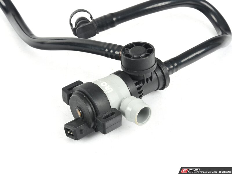 URO - 13907636145 - Fuel Tank Breather Valve & Breather Line