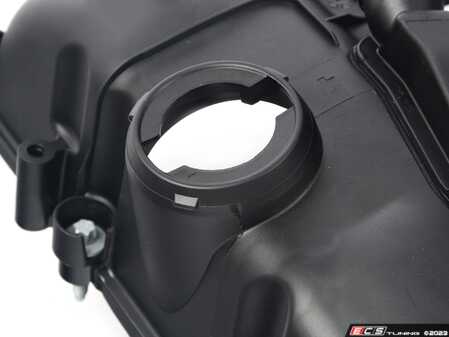 URO - 11127846359 - Valve Cover