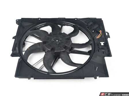 Genuine BMW - 17425A3F109 - Electric Fan With Shroud - 600W (17-42-5 ...