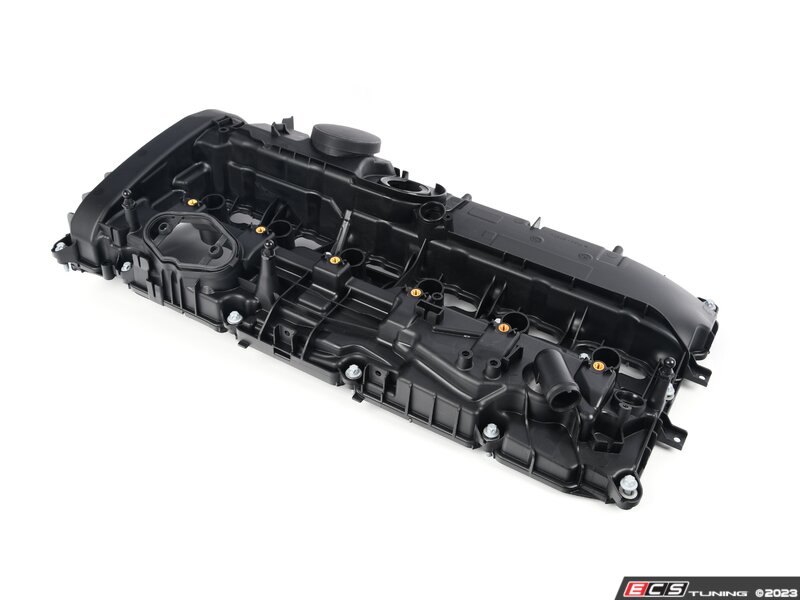 URO - 11127645173 - B58 Valve Cover