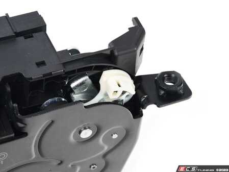 URO - 51247269543 - Trunk Lock Assembly