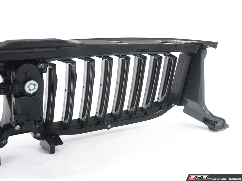 Genuine BMW - 51137497280 - Air Flaps - Upper (51-13-7-497-280)