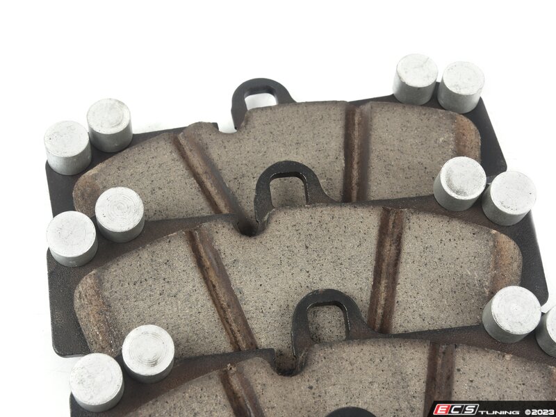 ECS - DD23-977 - Front DD23 "Daily Driver" Ceramic Brake Pad Set
