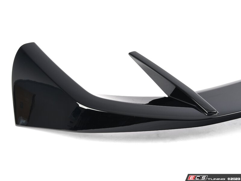 Genuine BMW - 51192471091 - REAR SPOILER FLOW-THROUGH BL (51-19-2-471-091)