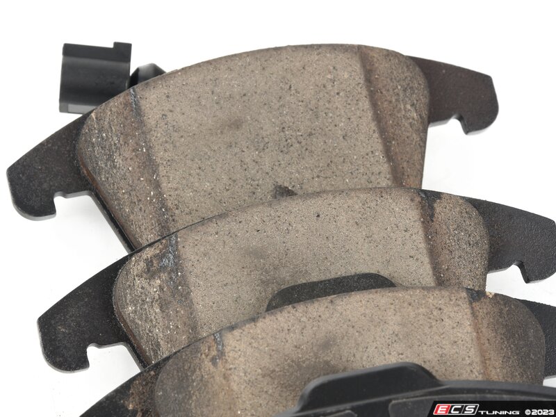 ECS - DD23-1375 - Front DD23 "Daily Driver" Ceramic Brake Pad Set