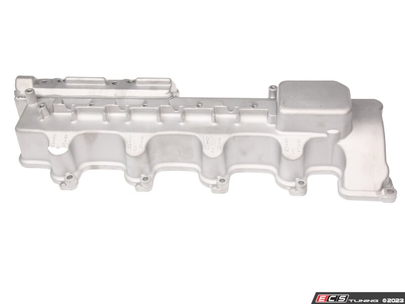 URO - 1130100430 - M113 Engine Valve Cover