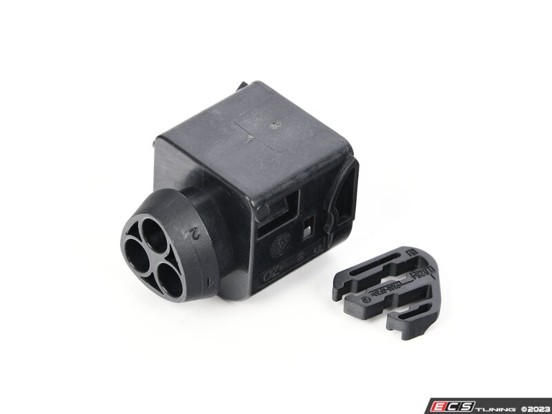 ECS - 12527519996 - 3 Pin Connector