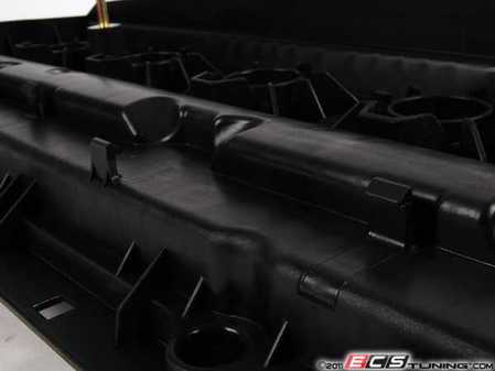 Genuine BMW - 11127512839 - Valve Cover (11-12-7-512-839)