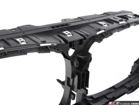 Genuine BMW - 51647397471 - AIR DUCT, TOP (51-64-7-397-471)