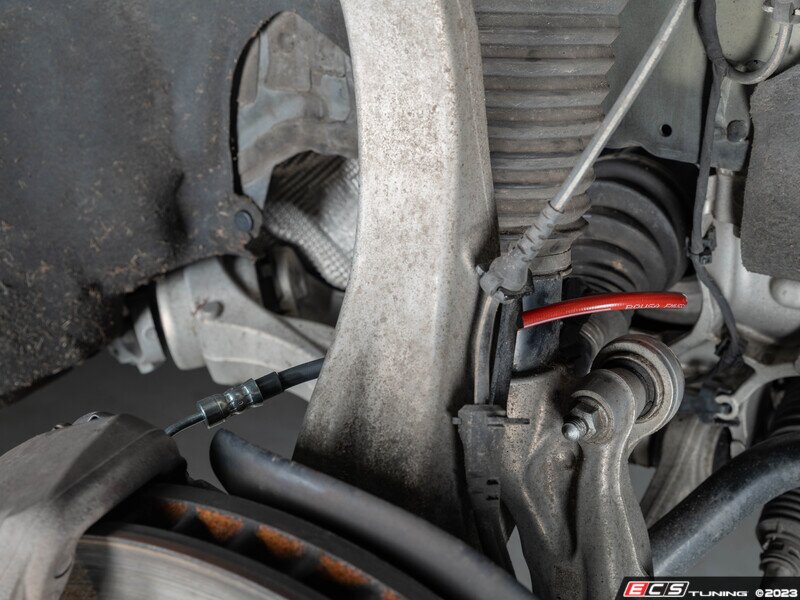 ECS News - ECS Exact-Fit Stainless Steel Brake Lines Audi 4M Q7/Q8