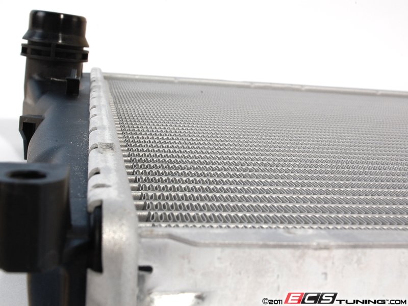 Genuine BMW - 17119071519 - E46 Z4 Radiator - Automatic (17-11-9-071-519)