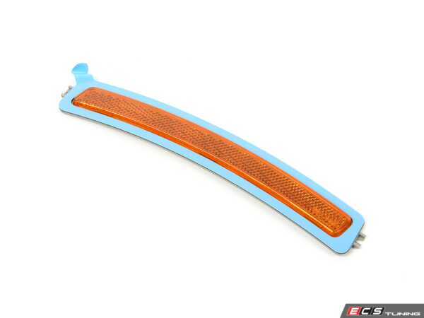 Genuine BMW - 63147355806 - SIDE REFLECTOR RIGHT (63-14-7-355-806)