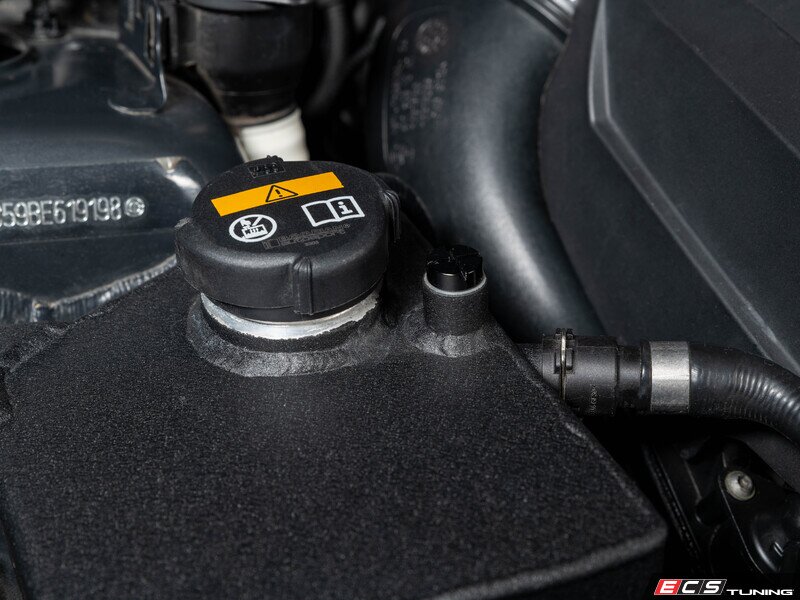 ECS News - BMW E9X/E8X N55 Aluminum Expansion Tank Kits
