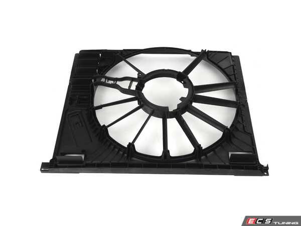 Genuine BMW - 17428477382 - Fan Shroud - 1000W (17-42-8-477-382)