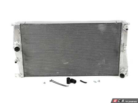 DO88 - WC290 - Aluminum Radiator For 235i/335i/445i/M2 F chassis