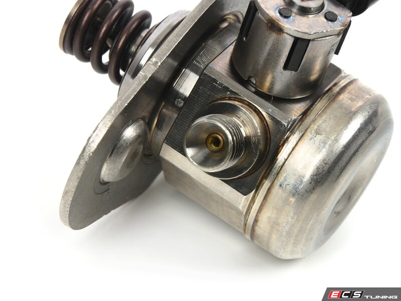 Genuine BMW - 13517642466 - High Pressure Fuel Pump (13-51-7-642-466)