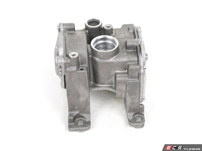 Genuine BMW - 11419895359 - OIL PUMP (11-41-9-895-359)