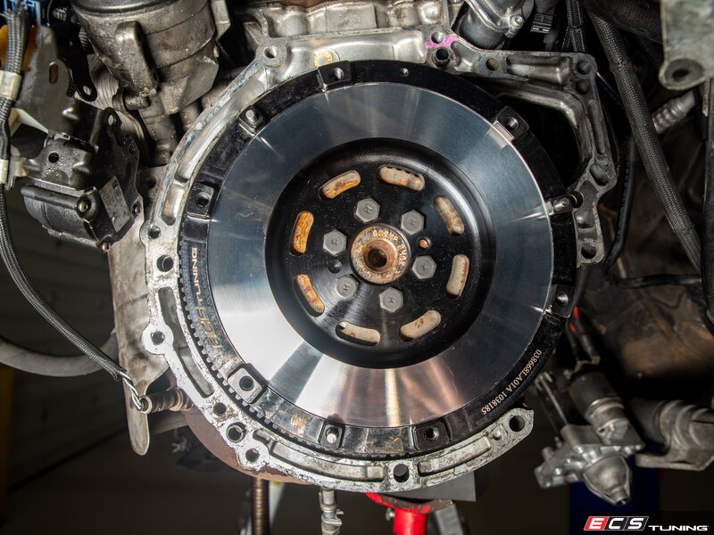 ECS - 038668LA01 - R5X N14 Lightweight Single Mass Flywheel