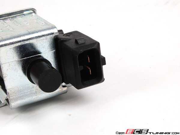 Genuine BMW - 11741742711 - Vacuum Control Valve (11-74-1-742-711)