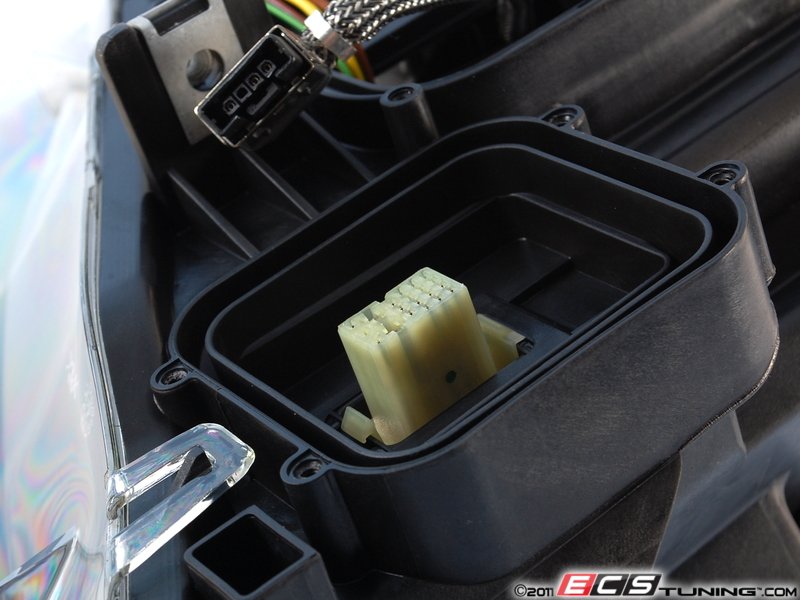 Genuine BMW - 63117182517 - Bi-Xenon Adaptive Curve Headlight - Left ...