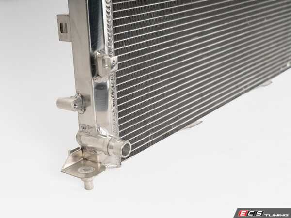 ECS - 012620LA02 - B8 S4 / S5 3.0T Performance Aluminum Radiator