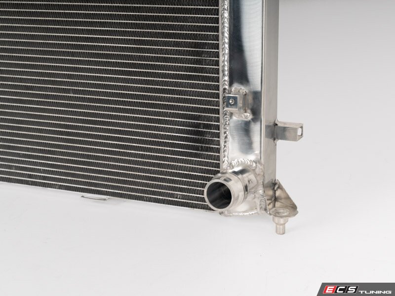 ECS - 012620LA02 - B8 S4 / S5 3.0T Performance Aluminum Radiator