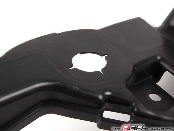 Genuine BMW - 51717050604 - Front Air Duct - Right (51-71-7-050-604)