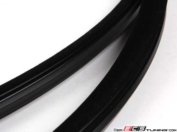 Genuine BMW - 54138218001 - E46 Sun Roof Seal (54-13-8-218-001)