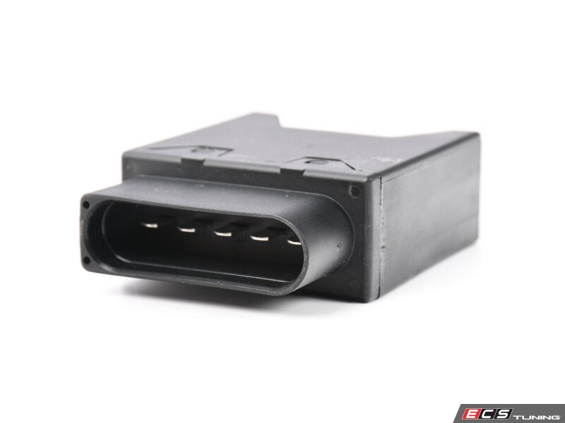 URO - 5Q0906093C - Fuel Pump Control Unit