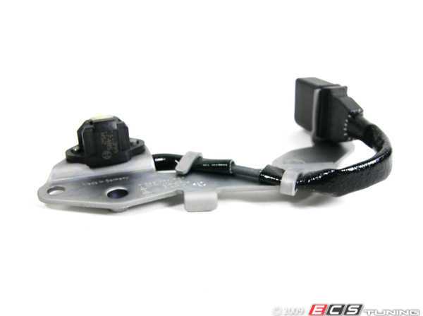 Bosch - 06A905161B - Camshaft Position Sensor