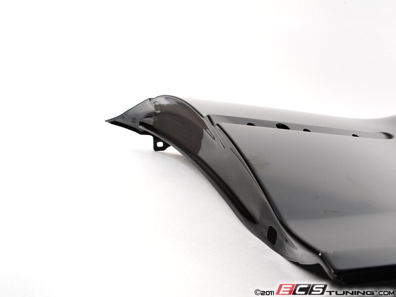 Genuine BMW - 41357042324 - Front Fender - Right (41-35-7-042-324)