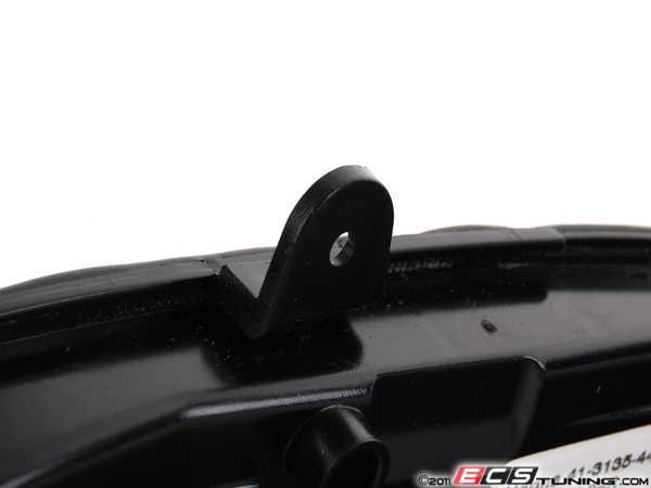 Genuine Mercedes Benz - 203820142164 - Turn Signal Assembly