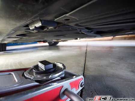 ECS - ECS10721 - Aluminum BMW Jack Pad Adapter