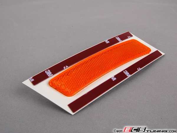 Genuine BMW - 63217162547 - Front Bumper Reflector - Left (63-21-7-162-547)