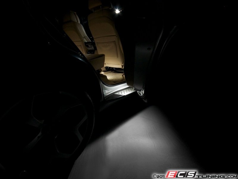 ECS News - BMW E70 X5 LED Interior Lighting Kit